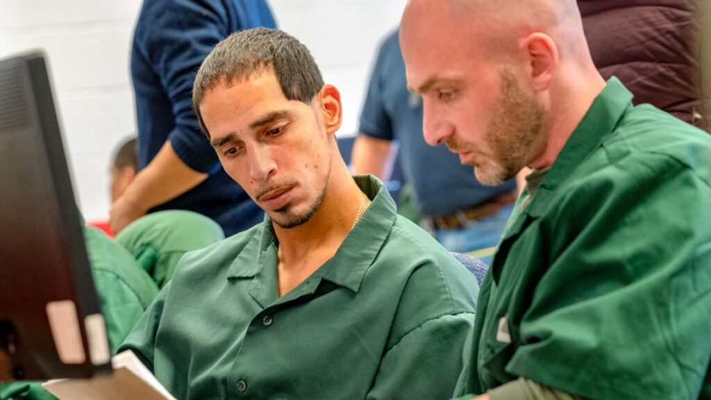 Pilot course partners students with incarcerated learners – Cornell ...